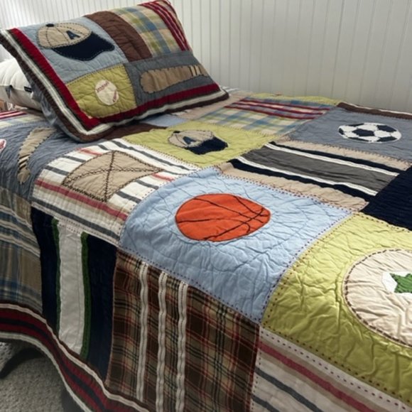 Pottery Barn Kids | Bedding | Pottery Barn Kids Sports Quilt Size Twin ...